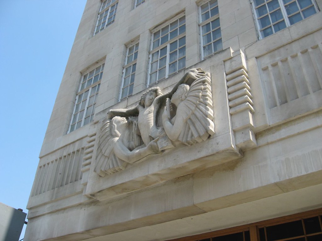 Eric Gill: Controvertido maestro del diseño tipográfico